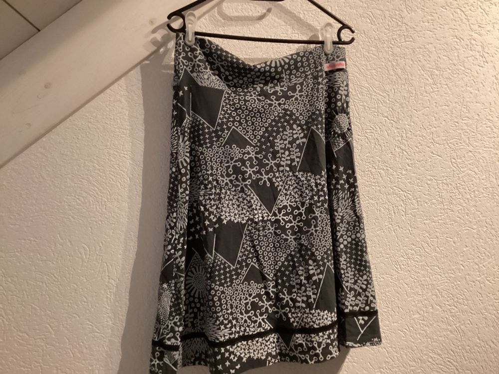 Olkapolka Gr. L Muster grau d. grau Rock Retro Vintage | Kaufen auf Ricardo