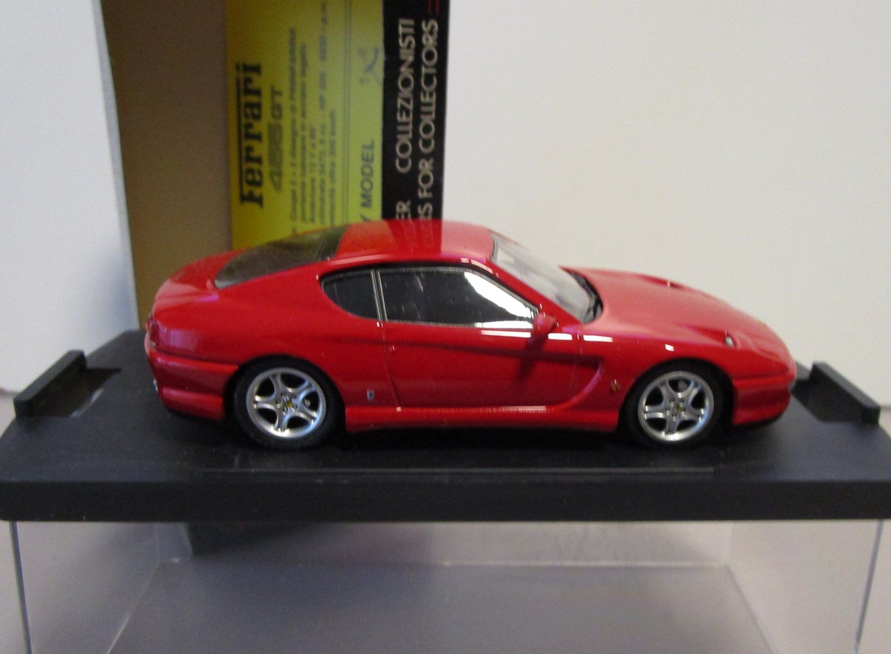 BANG FERRARI 456 GT PROVA - 8013 (Neu und originalverpackt) in Chêne ...