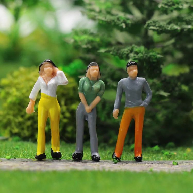 100 FIGUREN FÜR MODELLBAU - MODELL EISENBAHN H0/00 (Neu und ...