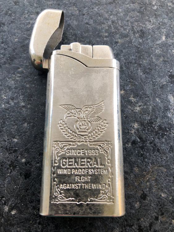 Feuerzeug General (Gebraucht) in Ruggell für CHF 8 – mit Lieferung auf Ricardo kaufen