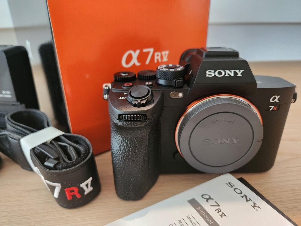 Sony a7r V, volle CH-Garantie, mit Quittung, wie neu (Neu (gemäss ...