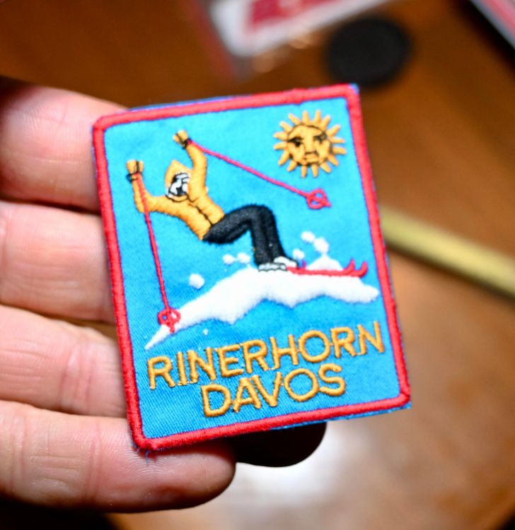 VINTAGE Badge RINERHORN DAVOS nos ST. GALLER STICKEREI (Gebraucht) in ...