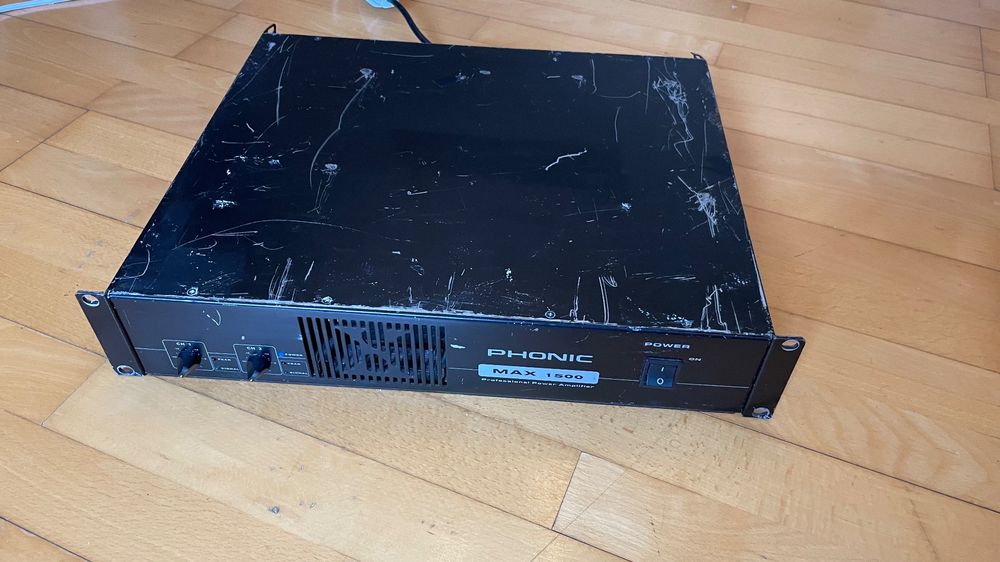 Phonic MAX-1500 Endstufe 2 x 450W an 4 Ohm (Gebraucht) in Winterthur ...