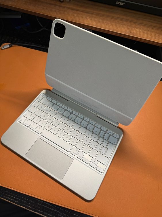 Magic Keyboard Ipad Pro M4 11" (Gebraucht) in Luzern für CHF 125 – mit ...