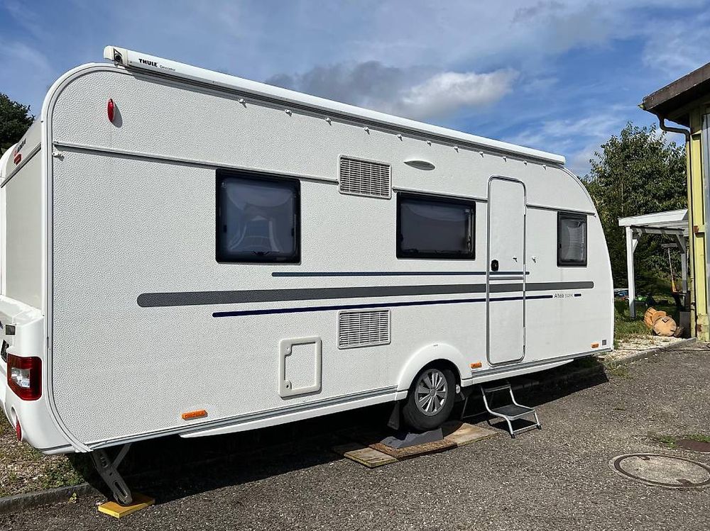 Thule Omnistor Markise 5200 mit Markisenvorzelt (Gebraucht) in ...