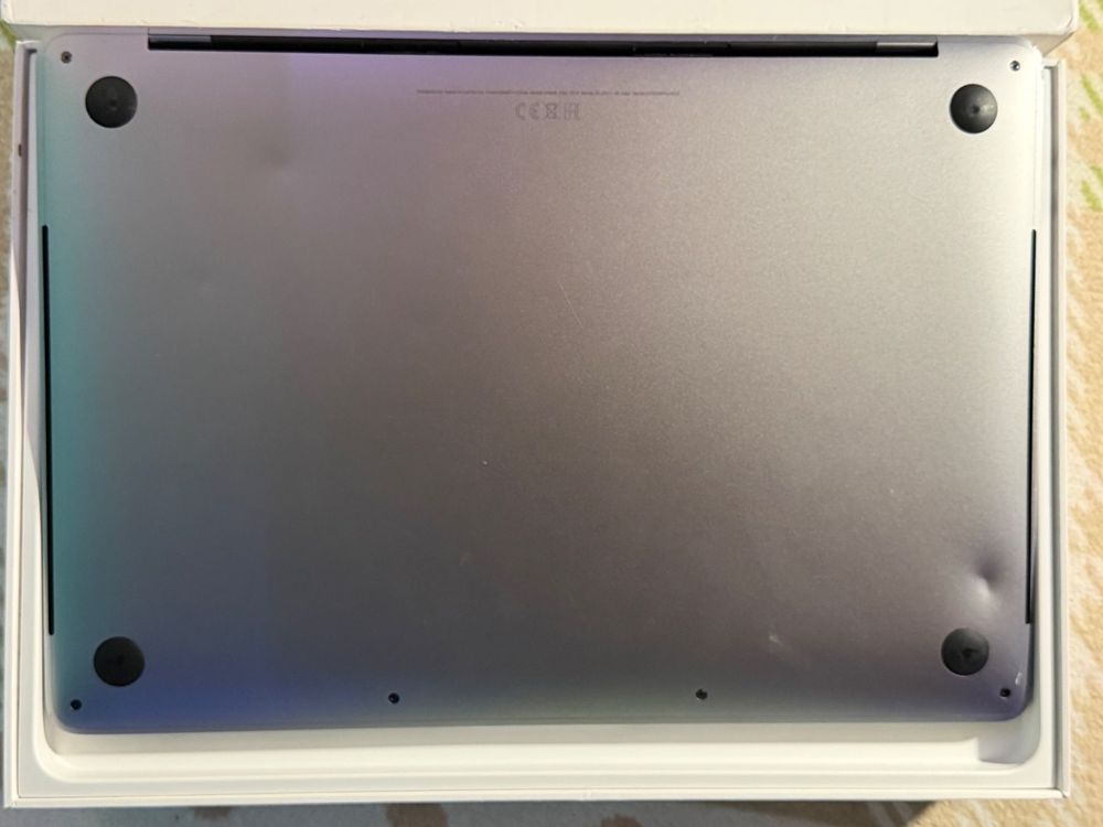 MacBook Pro 13 Touch Bar A1989 Defekt (#C8) (Defekt) in Delémont für ...