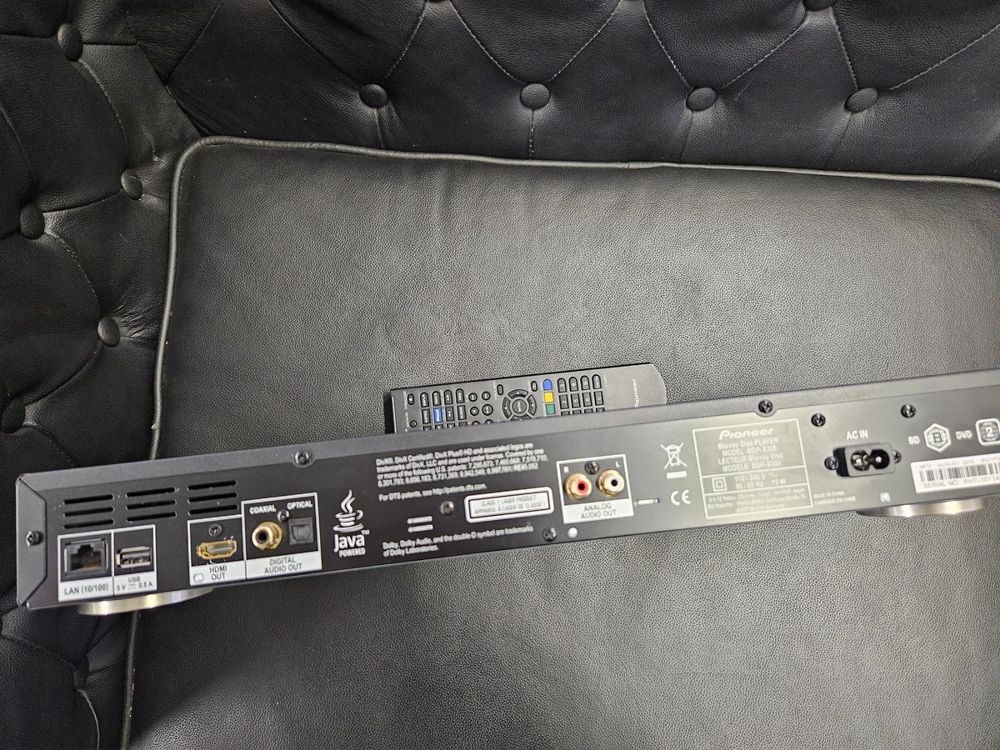 Pioneer Blu-Ray Player BDP-X300 mit Fernbedienung | Kaufen auf Ricardo