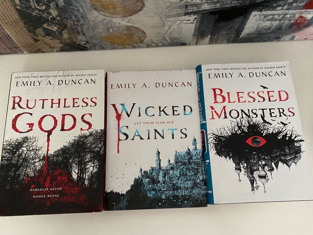 Something Dark and Holy Triologie by Emily A. Duncan English | Kaufen ...