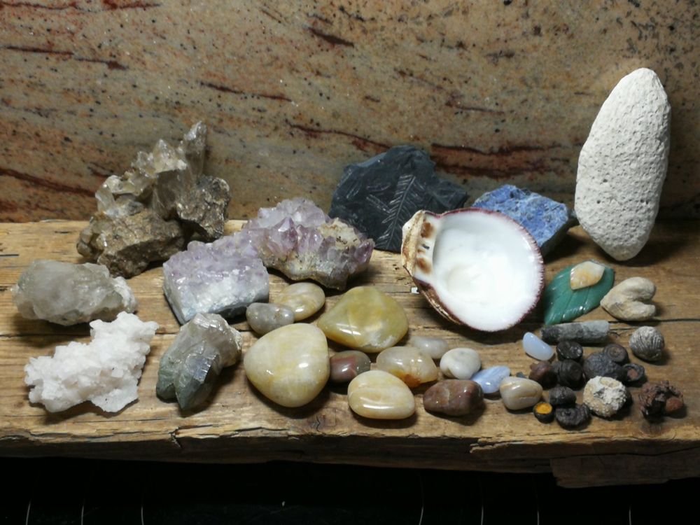 Steine und Mineralien Sammlung (Gebraucht) in Walkringen für CHF 9 – mit Lieferung auf Ricardo ...