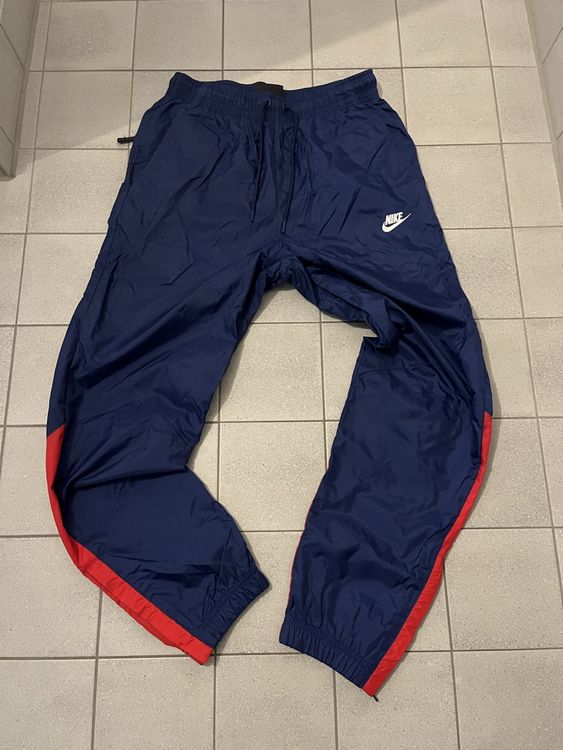 Nike Trackpant Dunkelblau / Rot (Neu (gemäss Beschreibung)) in Bern für CHF 30 – mit Lieferung ...