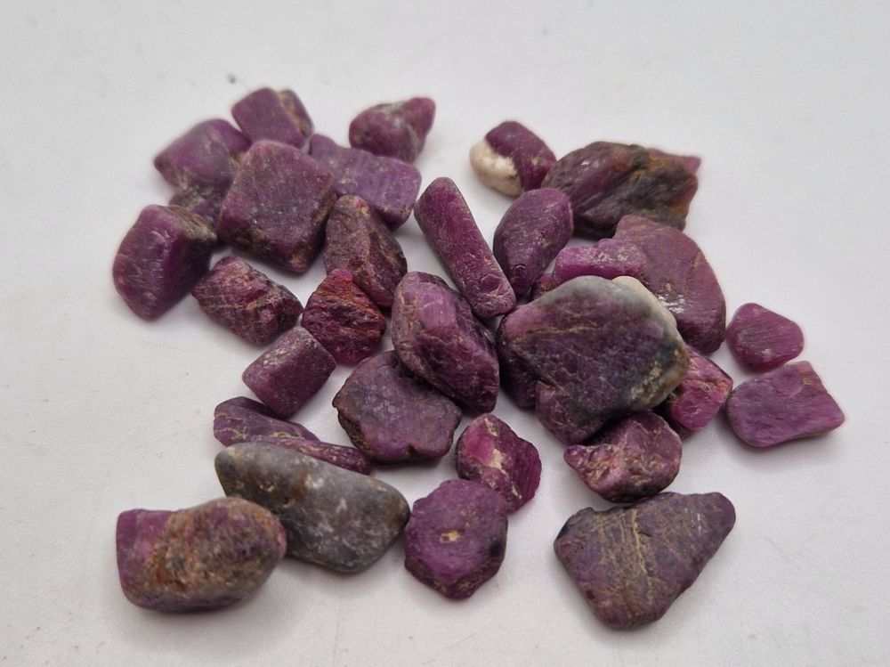 Rubin roh Lot total 99.8ct. (Neu und originalverpackt) in Winterthur ...