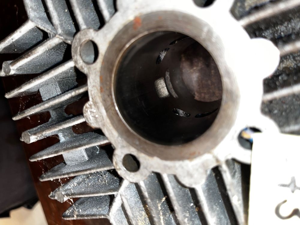 Puch Supermaxi Zylinder mit Kolben (Gebraucht) in Fahrni b. Thun für CHF 85 – mit Lieferung auf ...