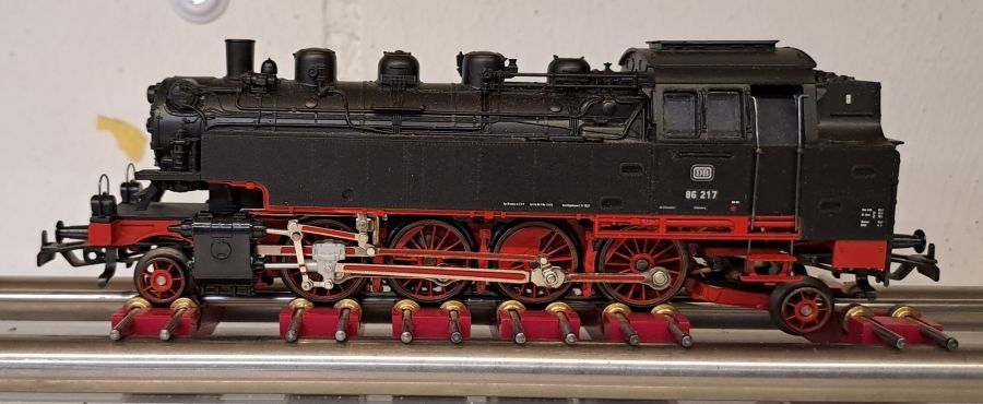 Märklin Dampflok der Baureihe 86 DB (Defekt) in Ottenbach für CHF 40 ...