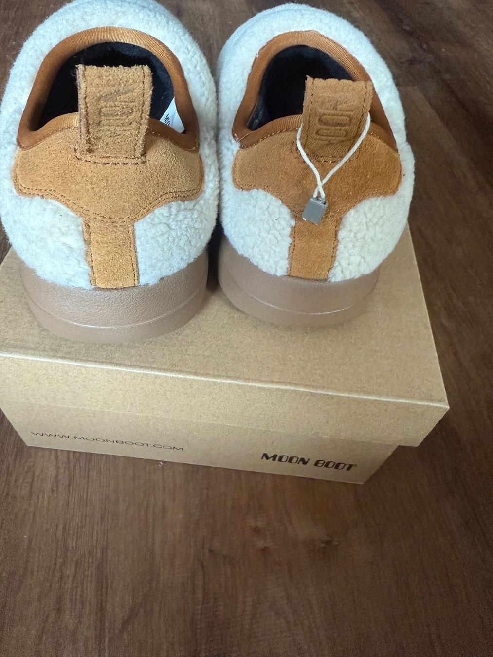 Last chance til 2 Feb-New Moon Boot Park Puffer shoes - 39 (Neu und ...