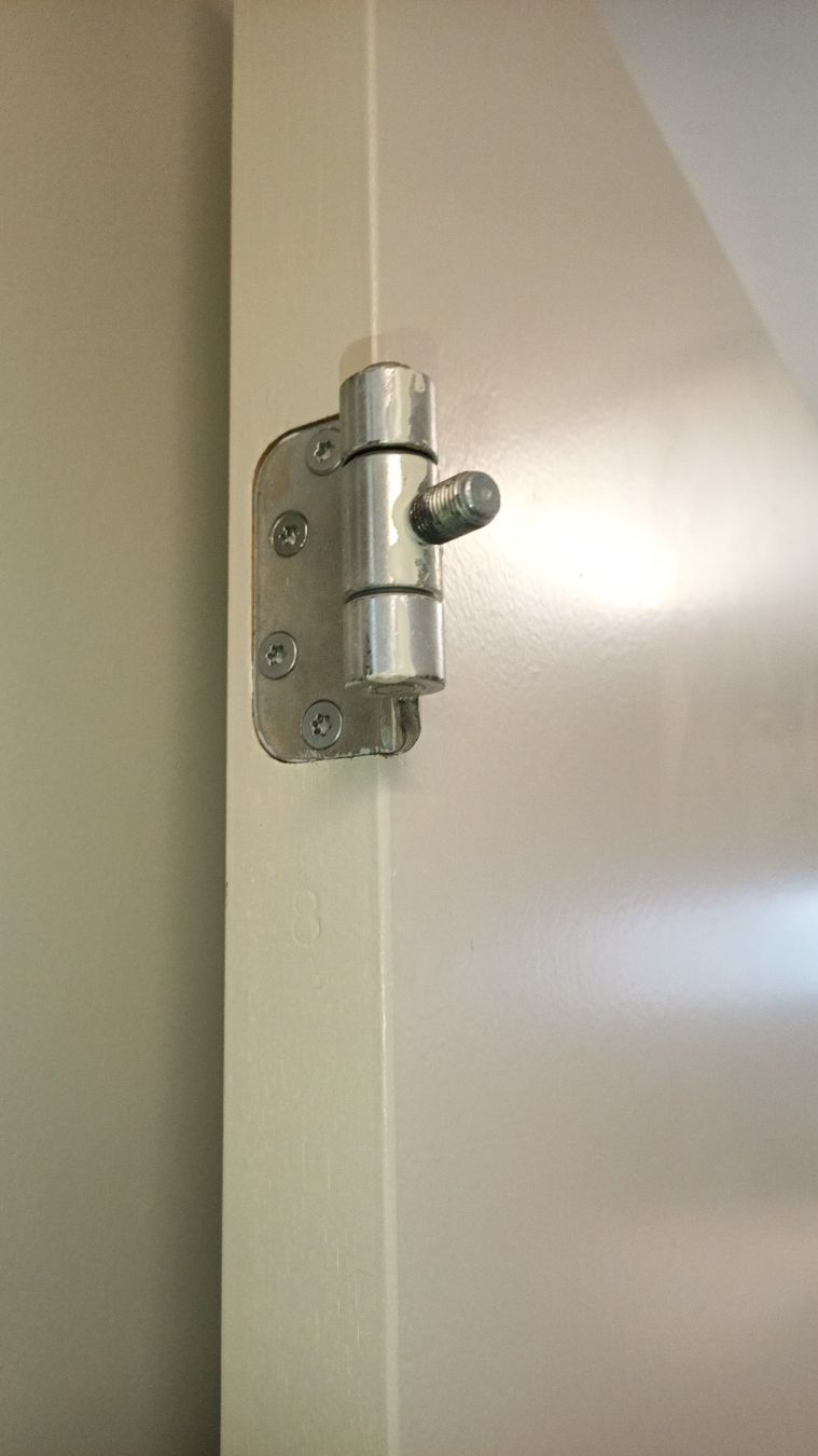 Porte avec Cadre en fer env 800x2000 et hauteur 270cm (D'occasion) à ...