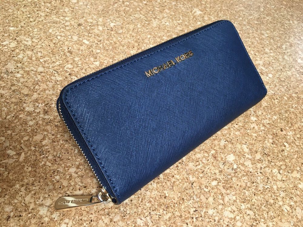 Michael Kors Leder Porte-Monnaie (Gebraucht) in Wisen SO für CHF 79 – mit Lieferung auf Ricardo ...