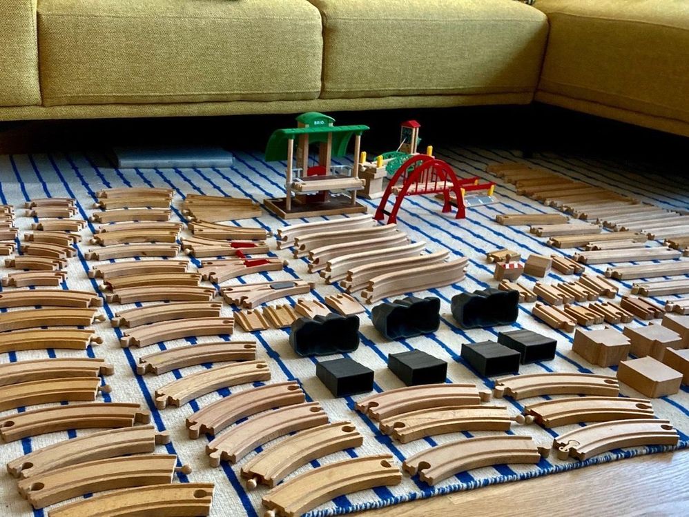 Brio Eisenbahn Set - Schiene, Lok, Wagen | Kaufen auf Ricardo