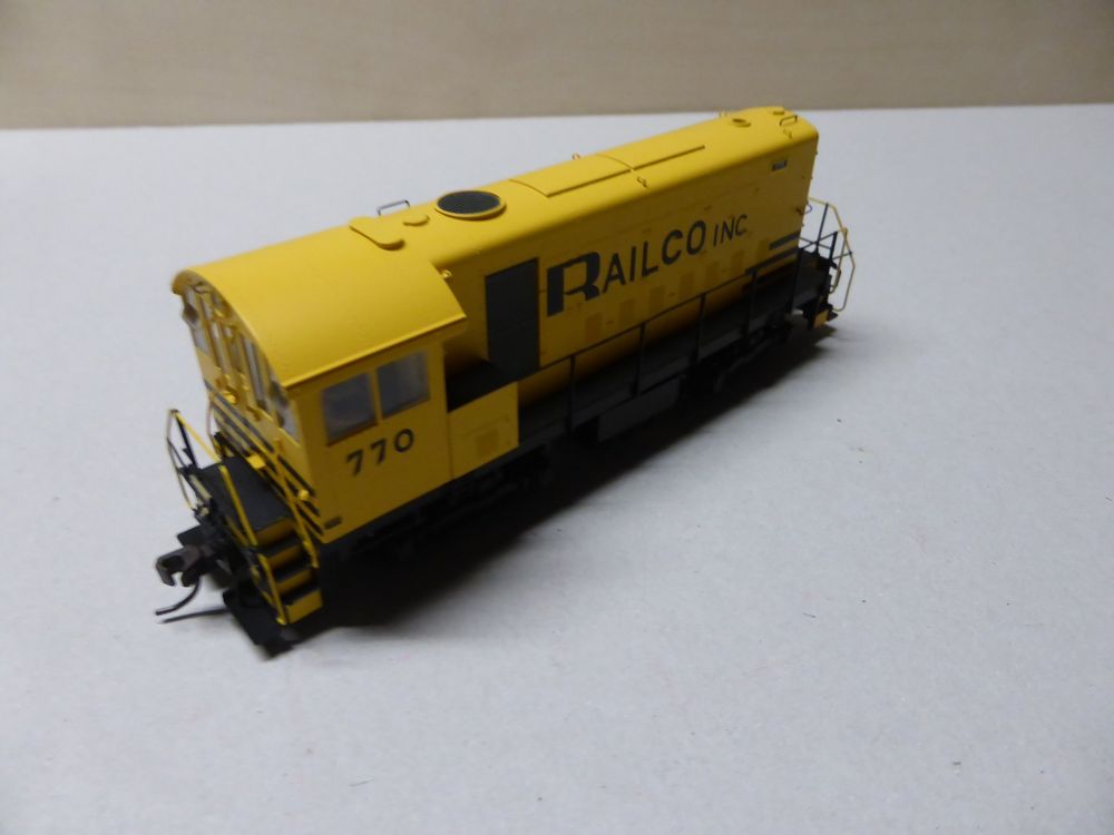 Spur H0 Amerikanische Diesellok ALCO HH600 (Gebraucht) in Balgach für ...