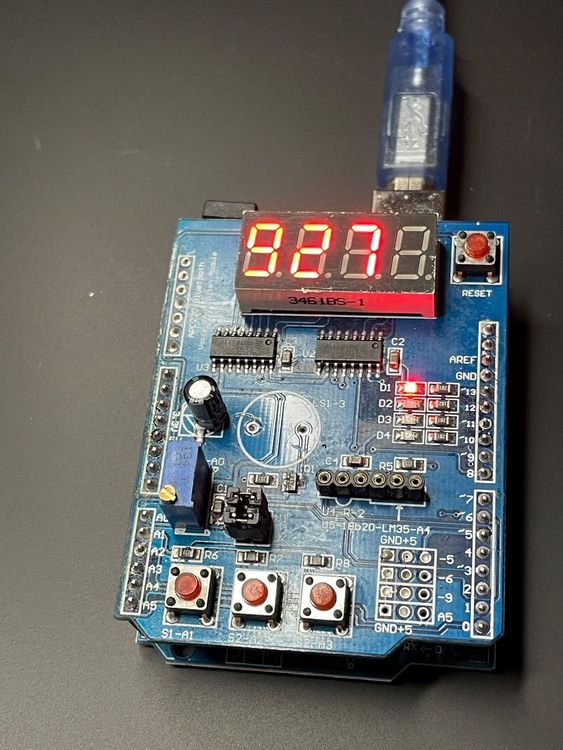 Arduino Uno + Multi-function shield + USB cable (Gebraucht) in Meyrin ...