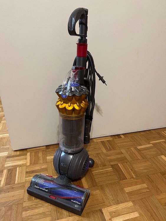 Dyson Smallball Multifloor Staubsauger (Gebraucht) in Uitikon Waldegg für CHF 65 – nur Abholung ...