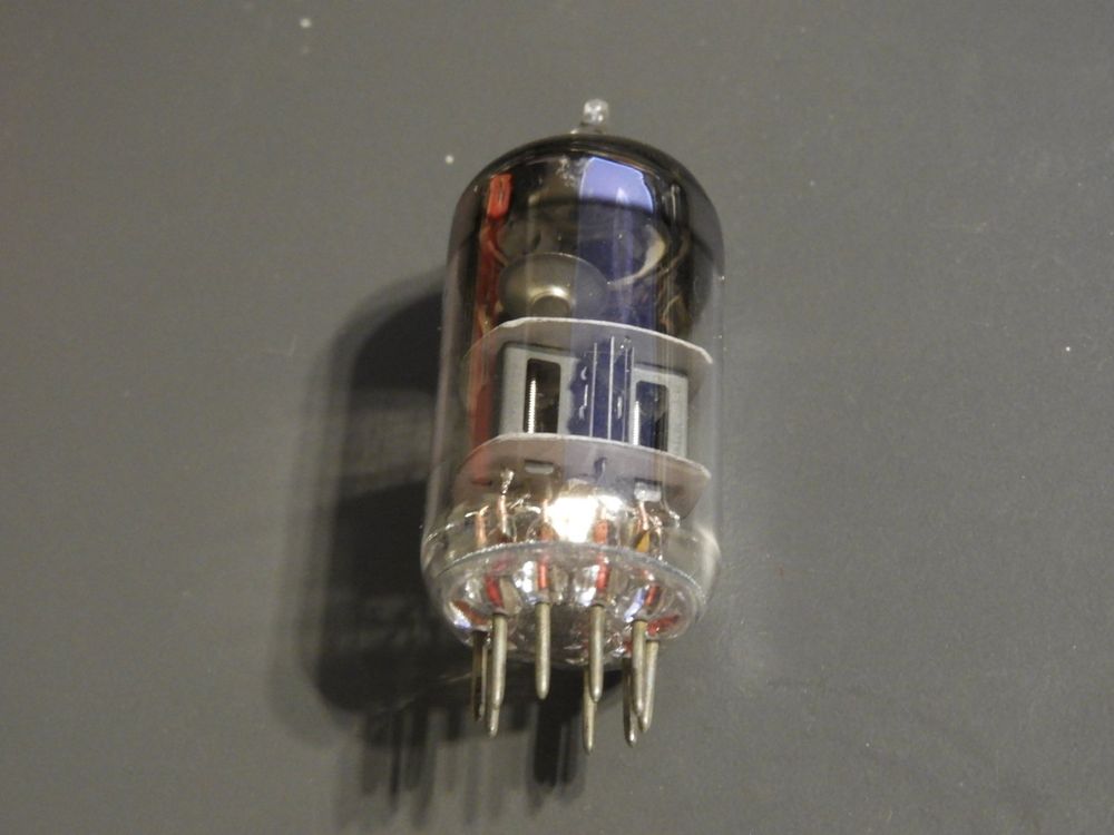 Röhren Doppeltriode 10 Stück 6N2P 6,3 V. CCCP Udssr, NOS (Neu und originalverpackt) in ...