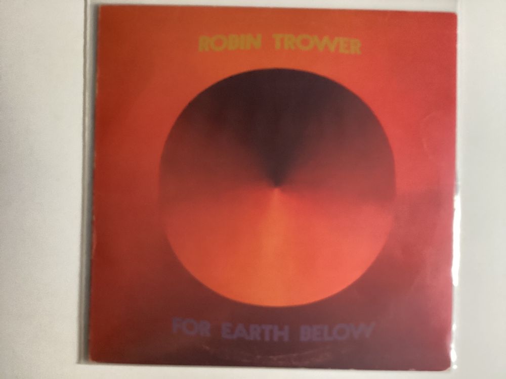 Robin Trower LP - For Earth Below (OFK) (Gebraucht) in Gutenswil für ...