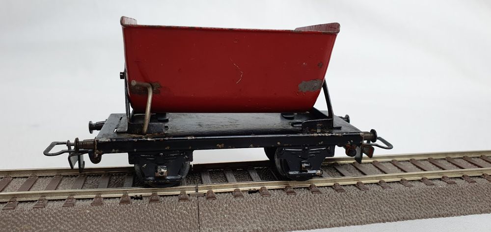 Märklin 362 Kippwagen Blech-Kippmulde rot , 1941-46 (Gebraucht) in Seon ...