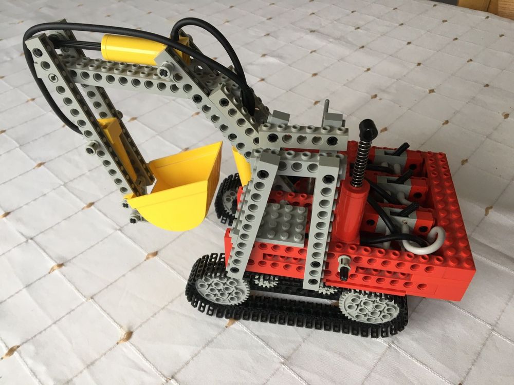 Lego Technic Raupenbagger ca. Jahrgang 1984 (Gebraucht) in Uster für ...