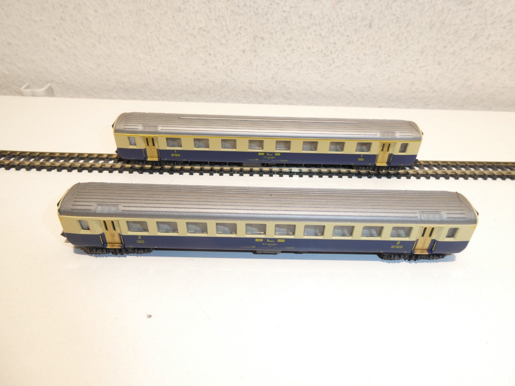 2 Lima Minitrain Personenwagen BLS Spur N (15) (Gebraucht) in Luzern ...