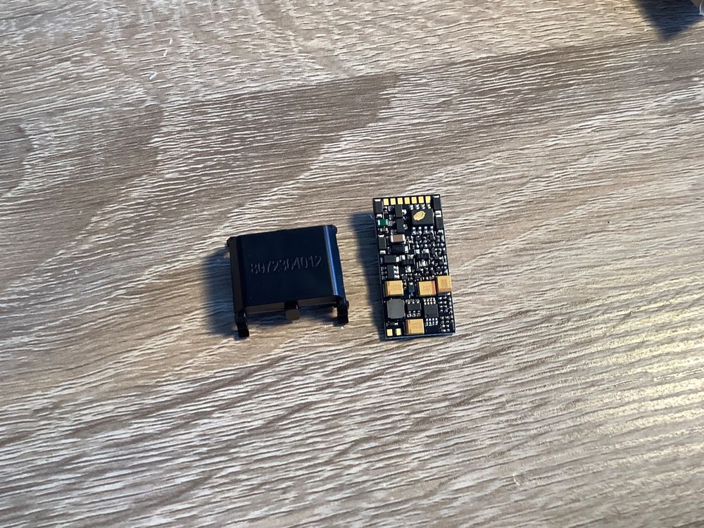 Zimo für Roco SBB Re 460 : Loksound Decoder + Lautsprecher | Kaufen auf ...