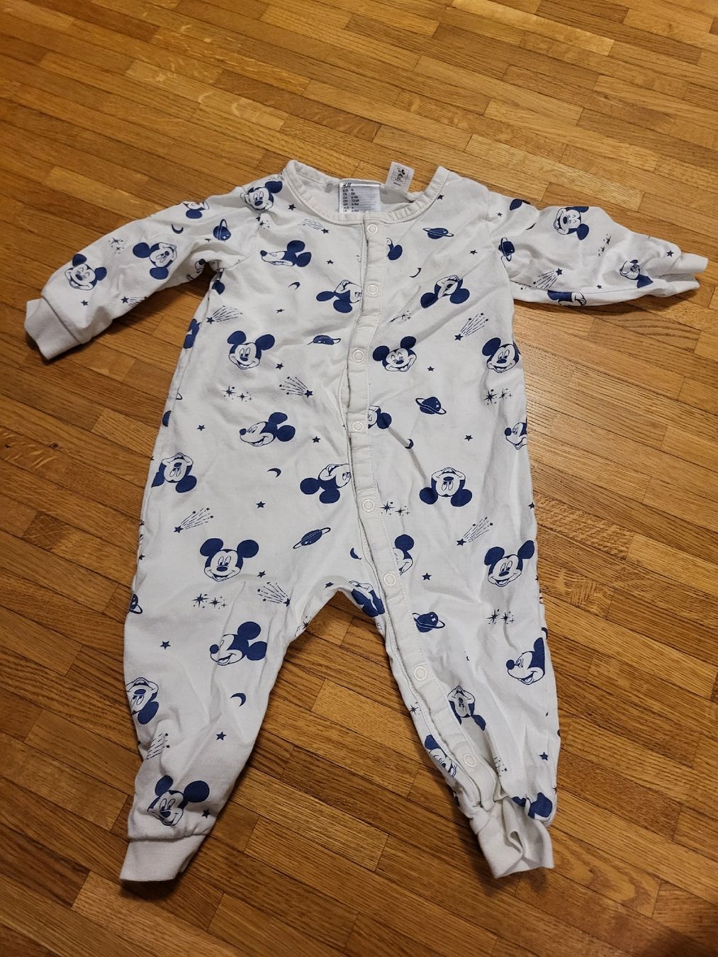 2 Pyjamas bébé Mickey Disney, taille 74 (D'occasion) à Gland pour CHF 8 ...