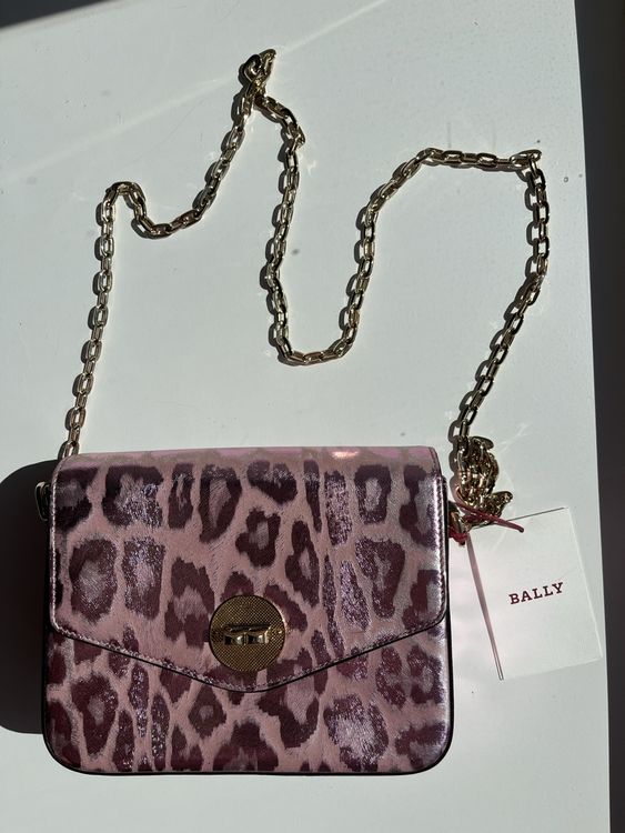 Bally Mini Bag, Leopard Print Ruby mit Schild (Gebraucht) in Reinach BL ...