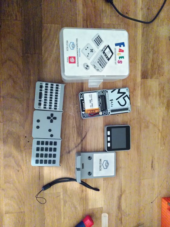 FACES Development Kit ESP32 M5Stack | Kaufen auf Ricardo