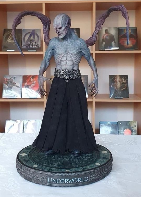 Underworld " Marcus " Statue 1/6 no Hot Toys Sideshow (Gebraucht) in ...