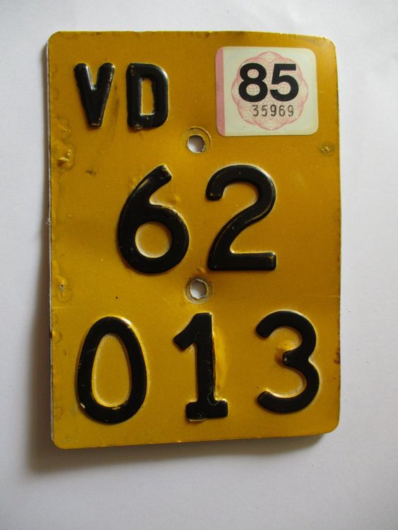 Ancienne plaque vélomoteur VD (D'occasion) à La Sarraz pour CHF 2 ...