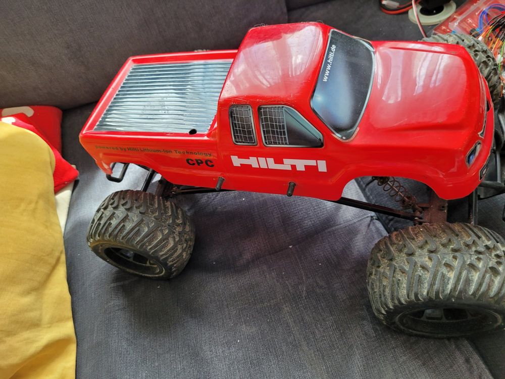RC Auto HILTI 1/8 Mit neuem Getriebe (Gebraucht) in Riehen für CHF 11 ...