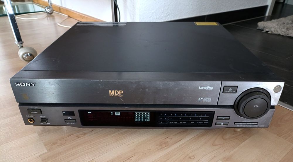 Sony Laserdisc Player MDP-533D, defekt (Gebraucht) in Wil SG für CHF 89 ...