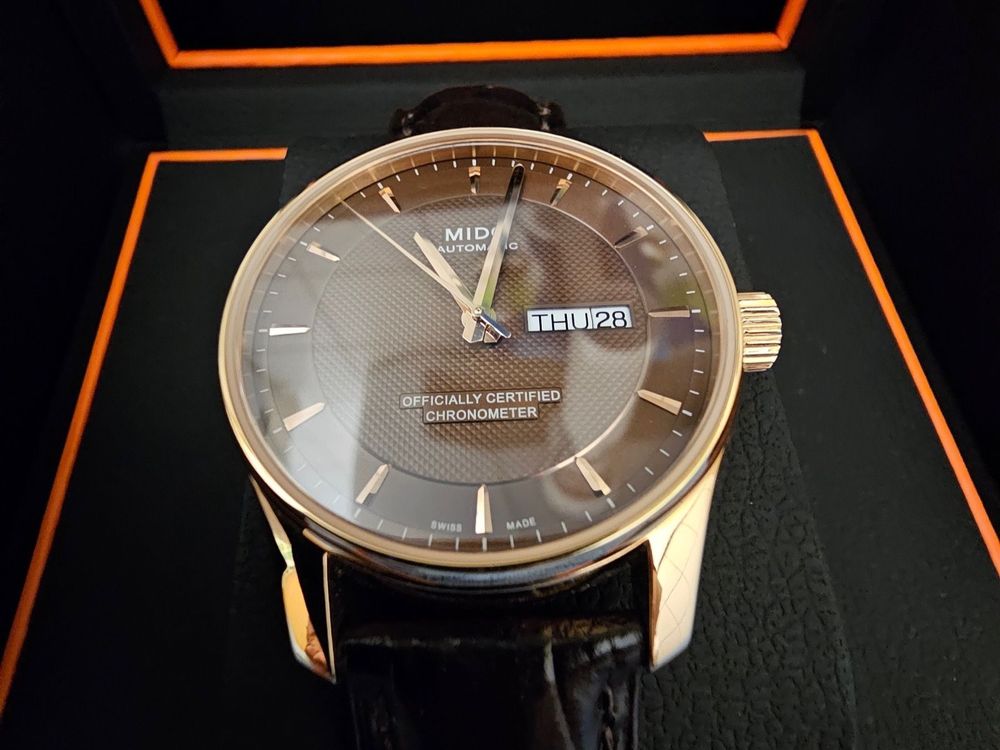 Mido Belluna Chronometer. AUTOMATIK. (100m) NP. 1250.- (Neu und ...