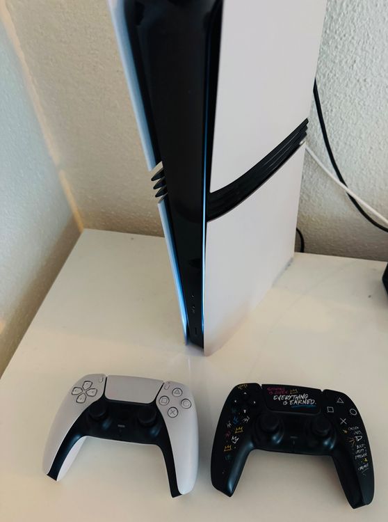 PS5 PRO DIGITAL EDITION 2TB mit Garantie (Gebraucht) in Vordemwald für ...