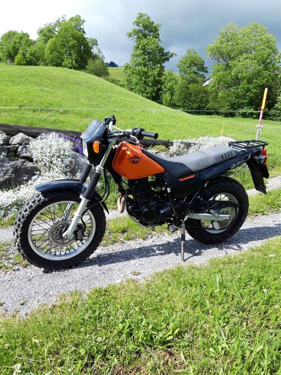 Wunderschne Yamaha Trailway 125 Bild