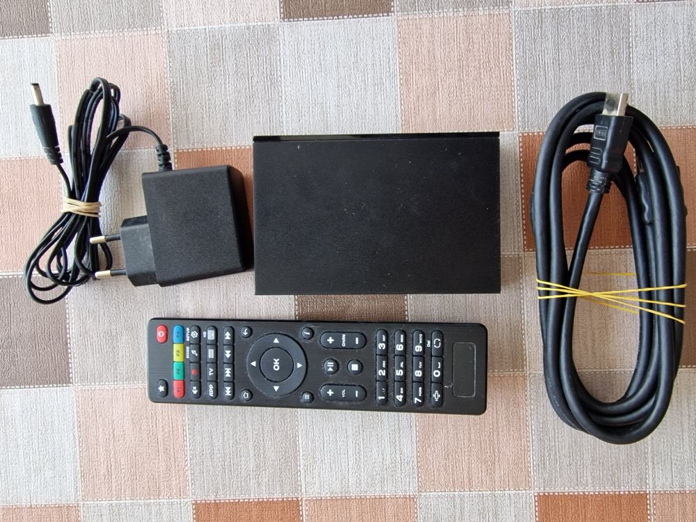 IPTV Set - infomir MAG 520 + Motorola vip 1003 (Gebraucht) in Muri b ...