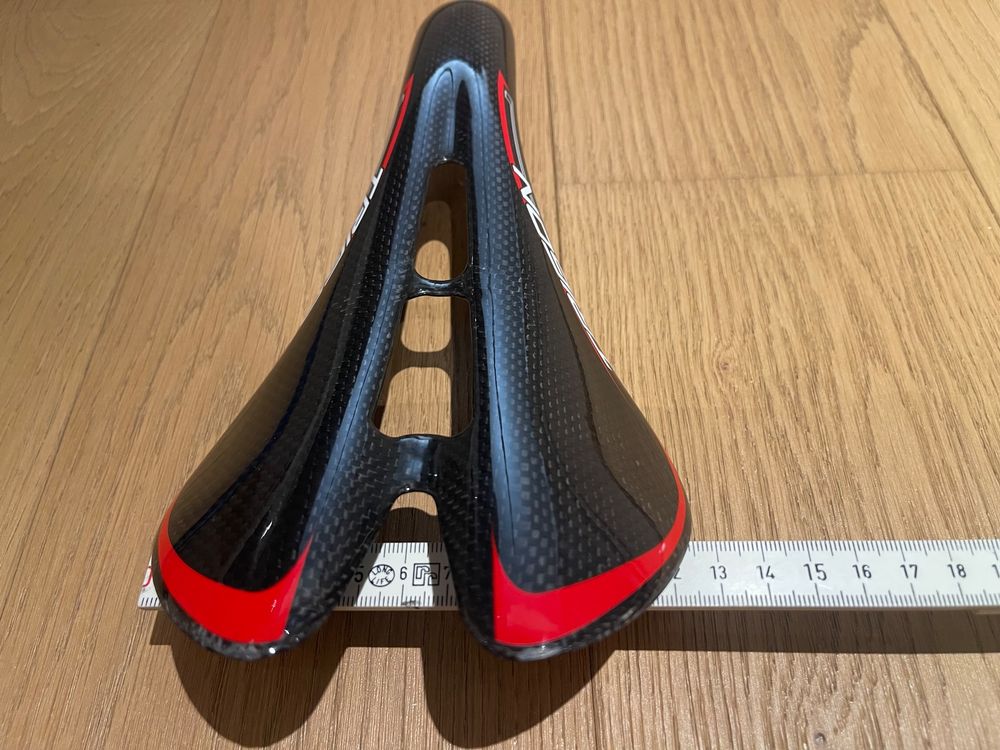 Trigon Carbon Velo-Sattel - 80 Gramm - Top Zustand, leicht! (Gebraucht ...