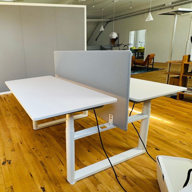 Vitra Tyde Workstations höhenverstellbar (Gebraucht) in Affoltern am ...