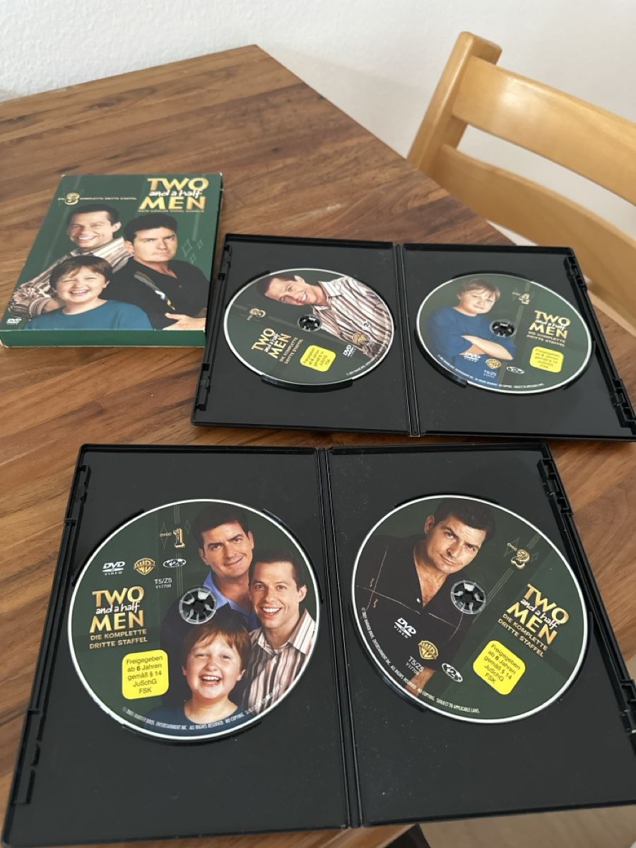 Die komplette dritte Staffel von Two and a half Men (Gebraucht) in ...