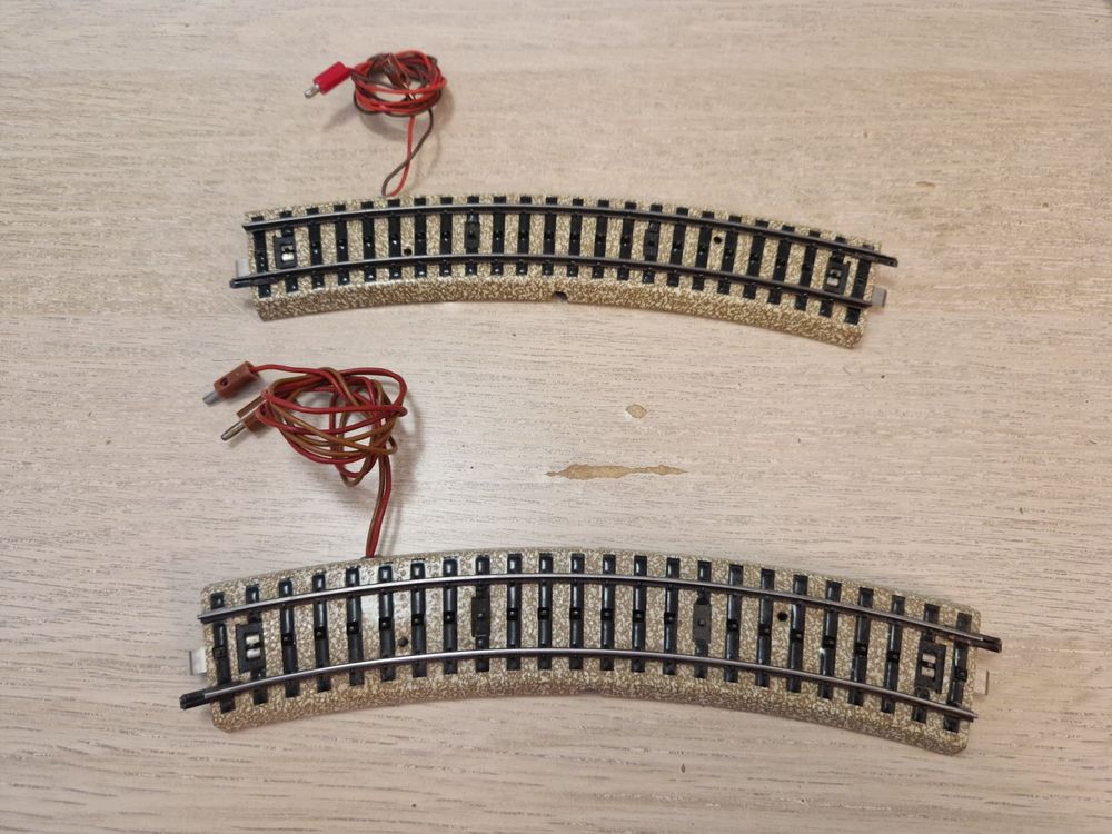 Märklin 2 x 5103 Anschlußgleis M H0 (D'occasion) à St-Aubin-Sauges pour ...