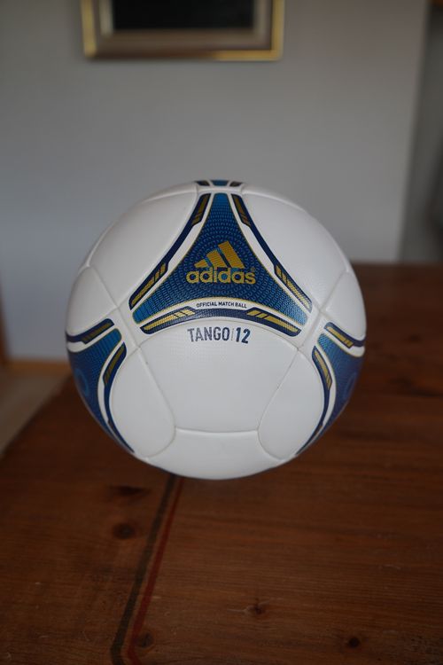 Tango 12 Original Matchball EM 12 (Gebraucht) in Däniken SO für CHF 250 ...