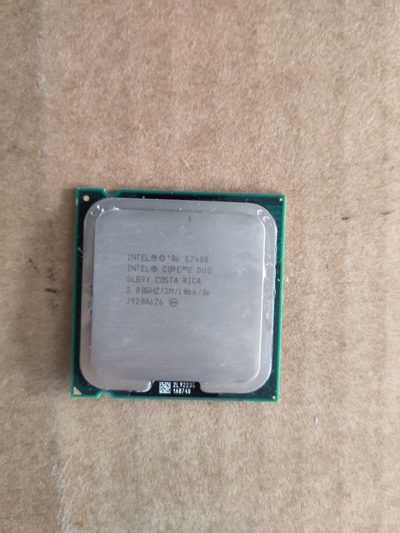 Intel Processor 2 DUO E7400 (Gebraucht) in Widnau für CHF 1 – mit ...