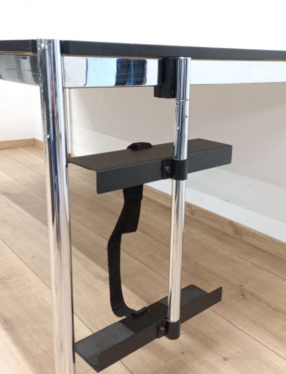 USM-Haller CPU Halter (Gebraucht) in Appenzell für CHF 89 – mit Lieferung auf Ricardo kaufen