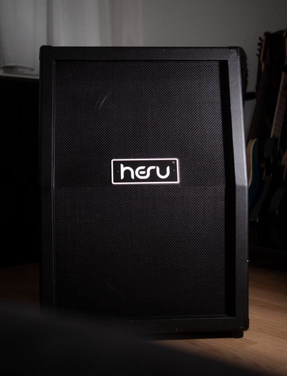HESU Vertical V212 Standard Cab – Black (Gebraucht) in Chur für CHF 400 ...