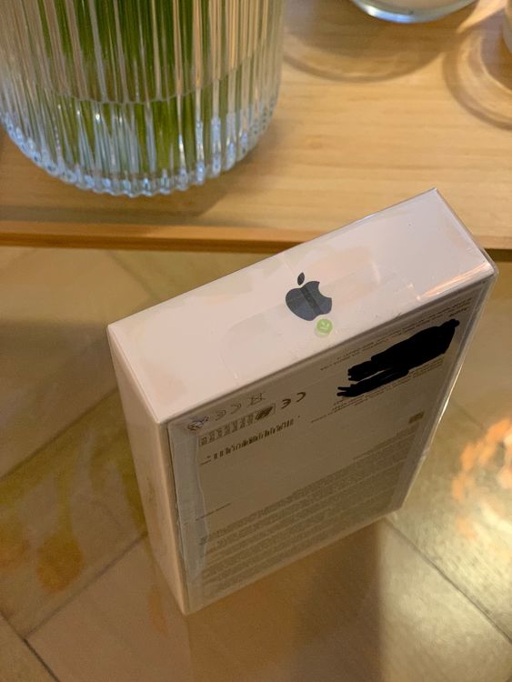 NEU OVP iPhone 11 64GB Schwarz Originalverpackt black 64 GB (Gebraucht ...